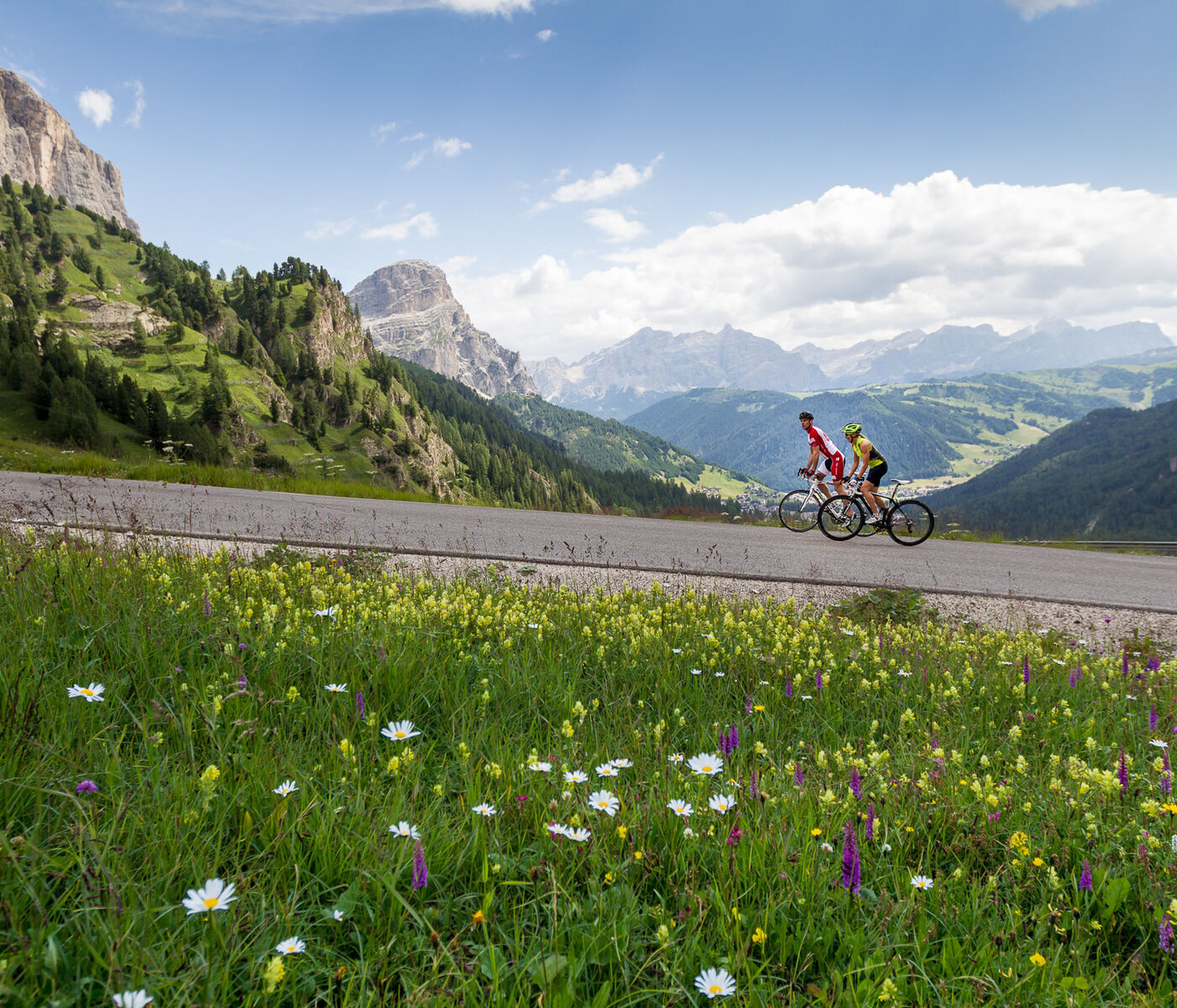 Road biking Trips & Tours in the Dolomites - Info Dolomites